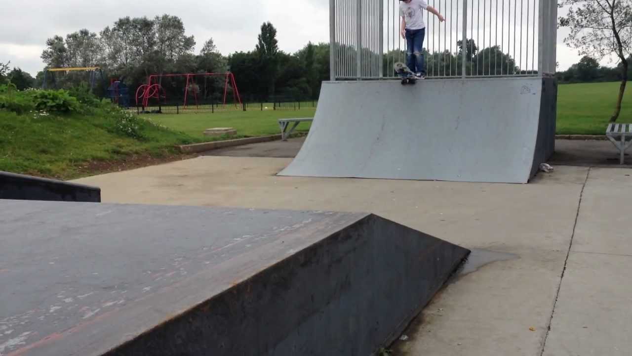 Toby Barwell Skate Park - YouTube