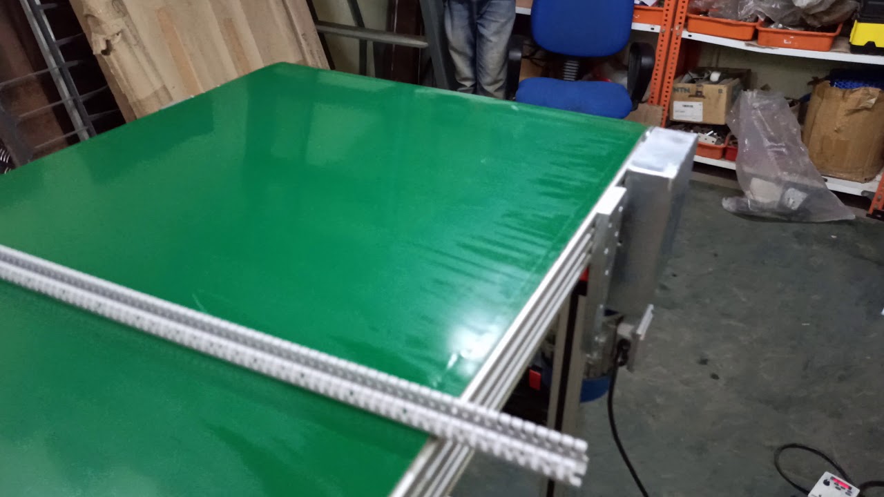 Orange Conveyor Systems - Auto tracking Belt Conveyor - YouTube