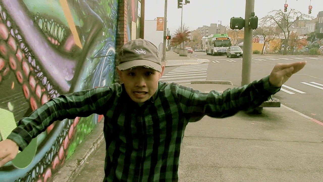 Dancing to Curtis Mayfield - Pusherman (BONNIE EDIT) - YouTube