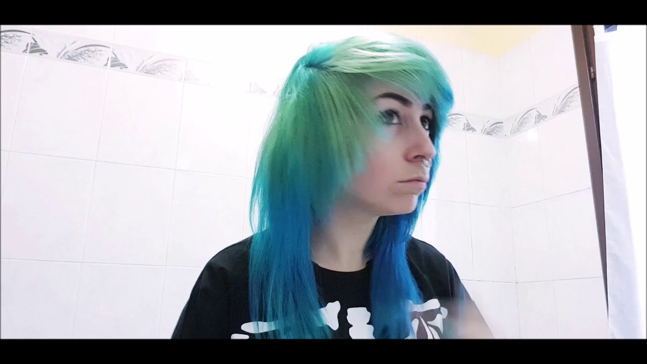 1 MINUTE EMO SCENE HAIR BANGS Rawring 20's - emo italia - YouTube