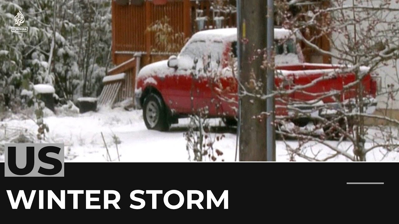 North America storm: Travel disrupted as arctic blast descends - YouTube