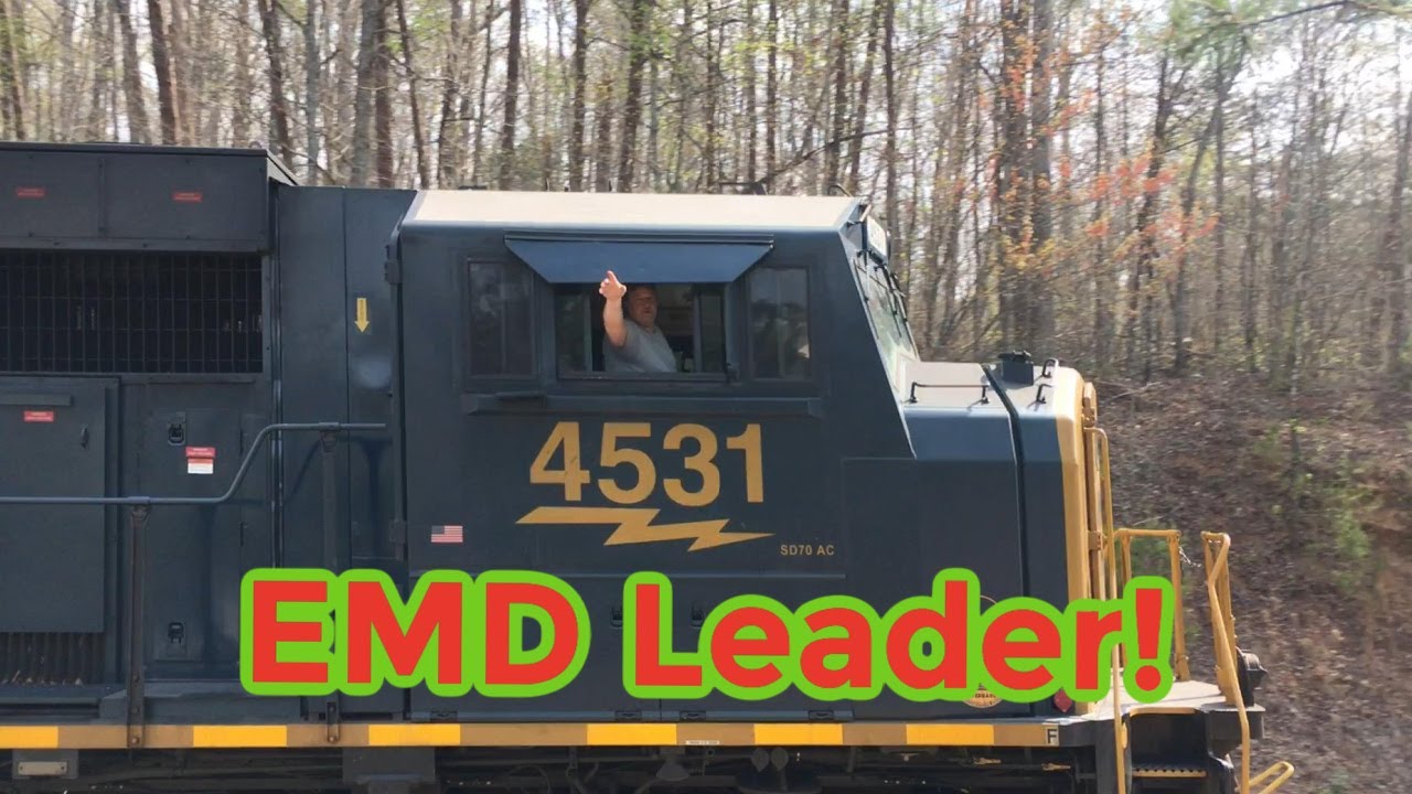 CSX EMD leader, SEABOARD SYSTEM sticker unit and some new hoppers! - YouTube