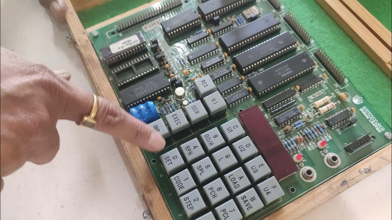 8085 trainer kit - YouTube