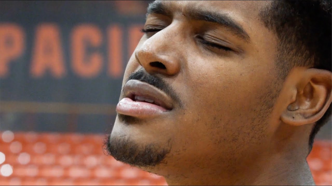 Pacific's Amari McCray - YouTube