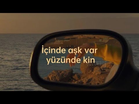 içinde aşk var, yüzünde kin