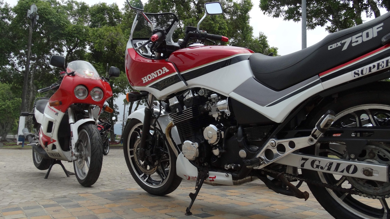 CBX 750 - RD 350 - CB 450 em Bertioga - SP - YouTube