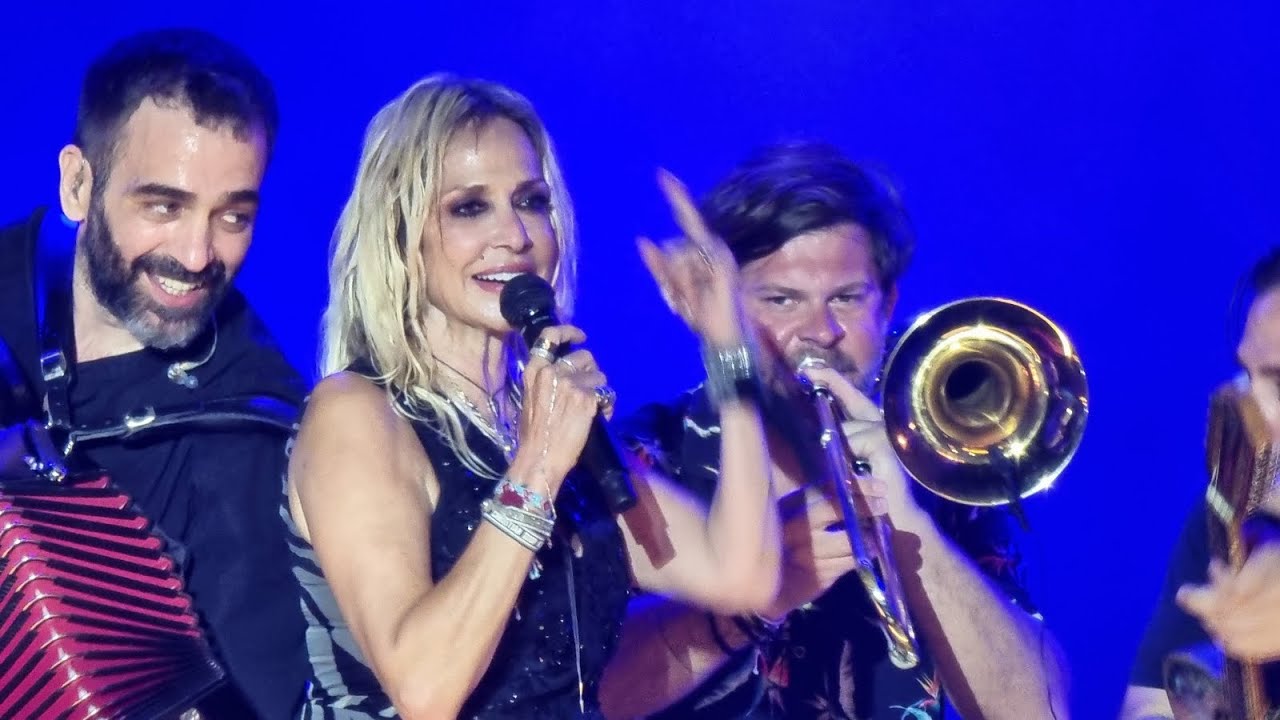 Anna Vissi - Topic | Ηλιοτρόπια Live 2021 ☆ Άλσος ☆ - YouTube