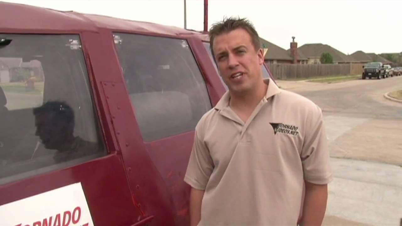 Storm Chasers - Pimp My Dominator - YouTube