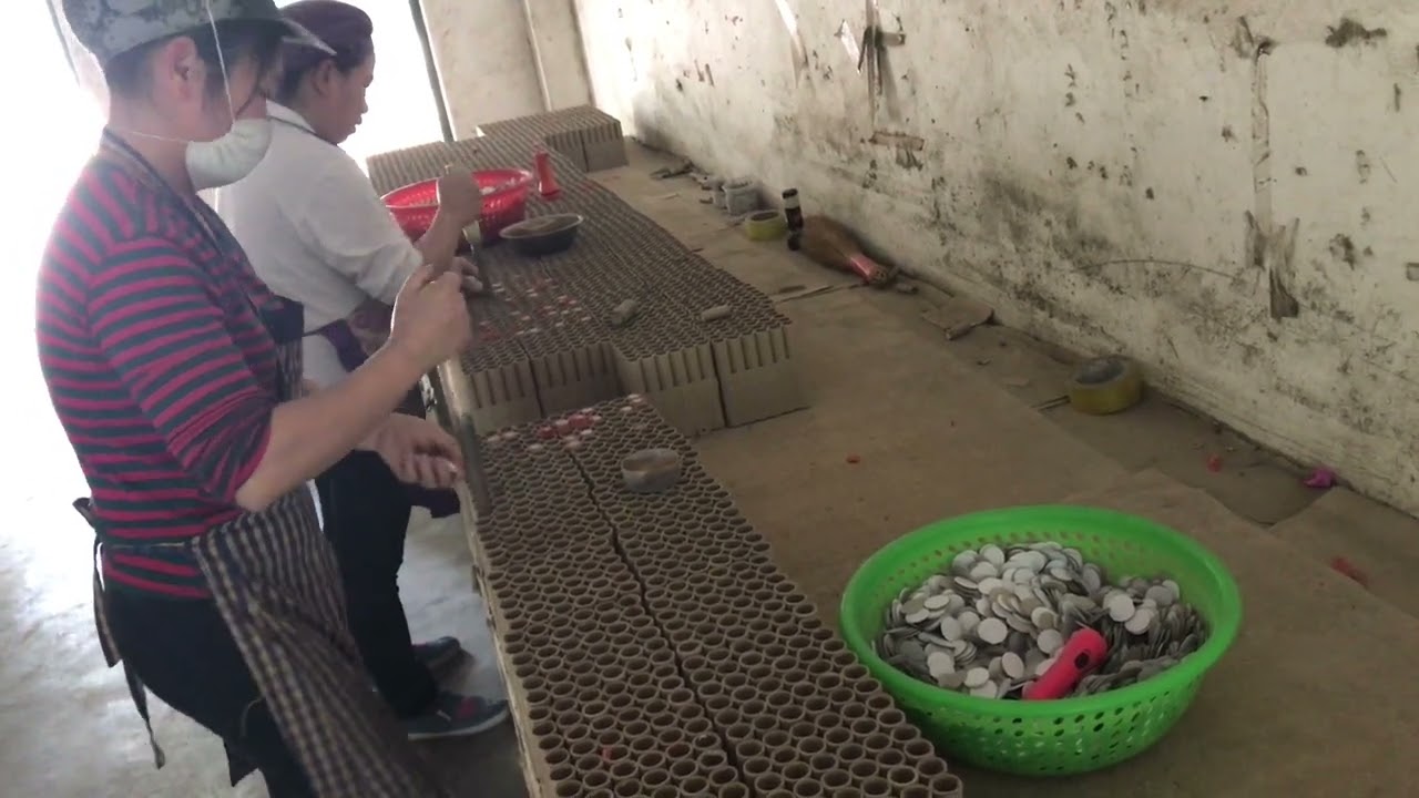 MAKING FIREWORKS IN CHINA #epicfireworks - YouTube