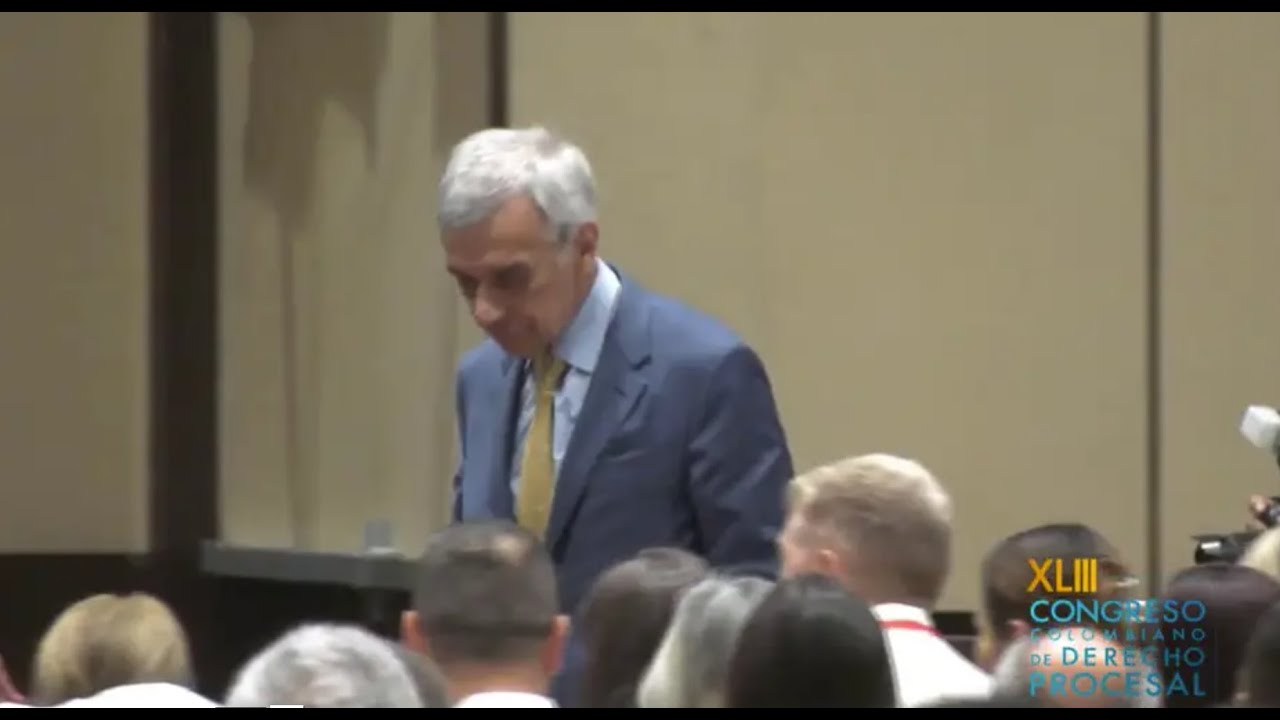 Así recibió el auditorio al Maestro Jairo Parra Quijano, en su llegada ...