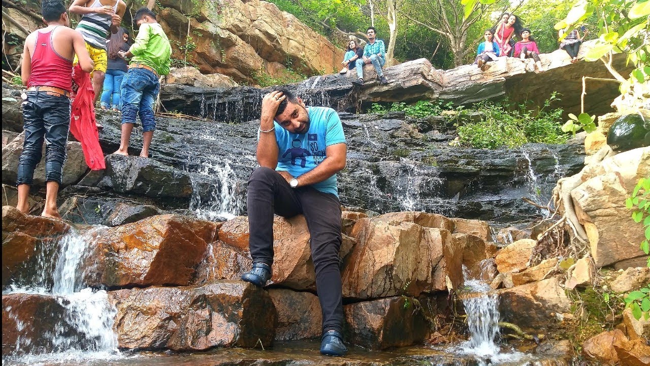 Pani pahacha Waterfall burla (ZERO POINT) - YouTube