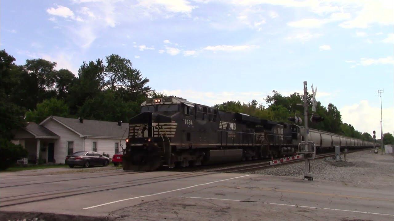 NORFOLK SOUTHERN GE ES40DC GEVO Northbound Grain Train - YouTube