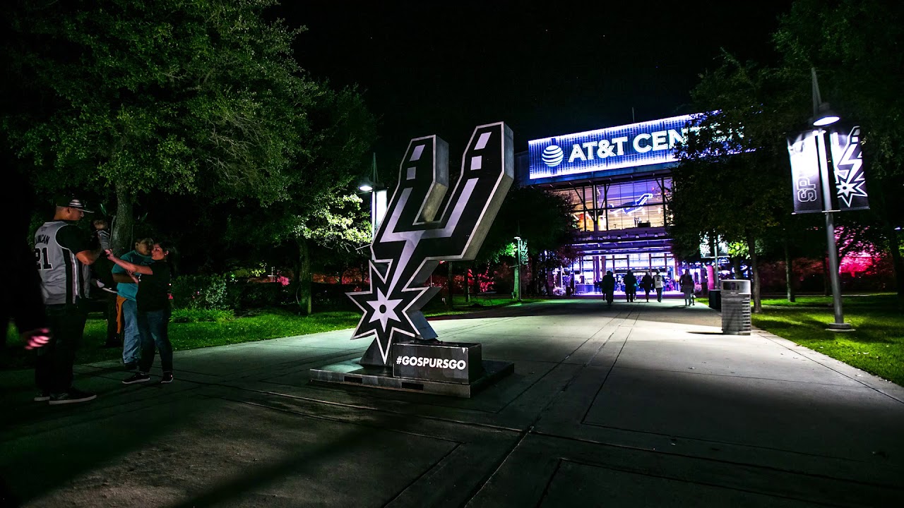 SPURS TIMELAPSE: Front of AT&T Center - YouTube