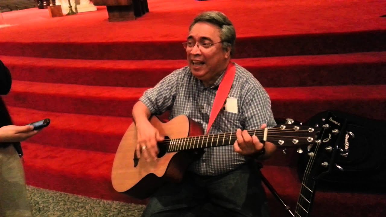 Centro Catolico Carismatico Houston Tx-Marco chau-Fiel Adorador - YouTube