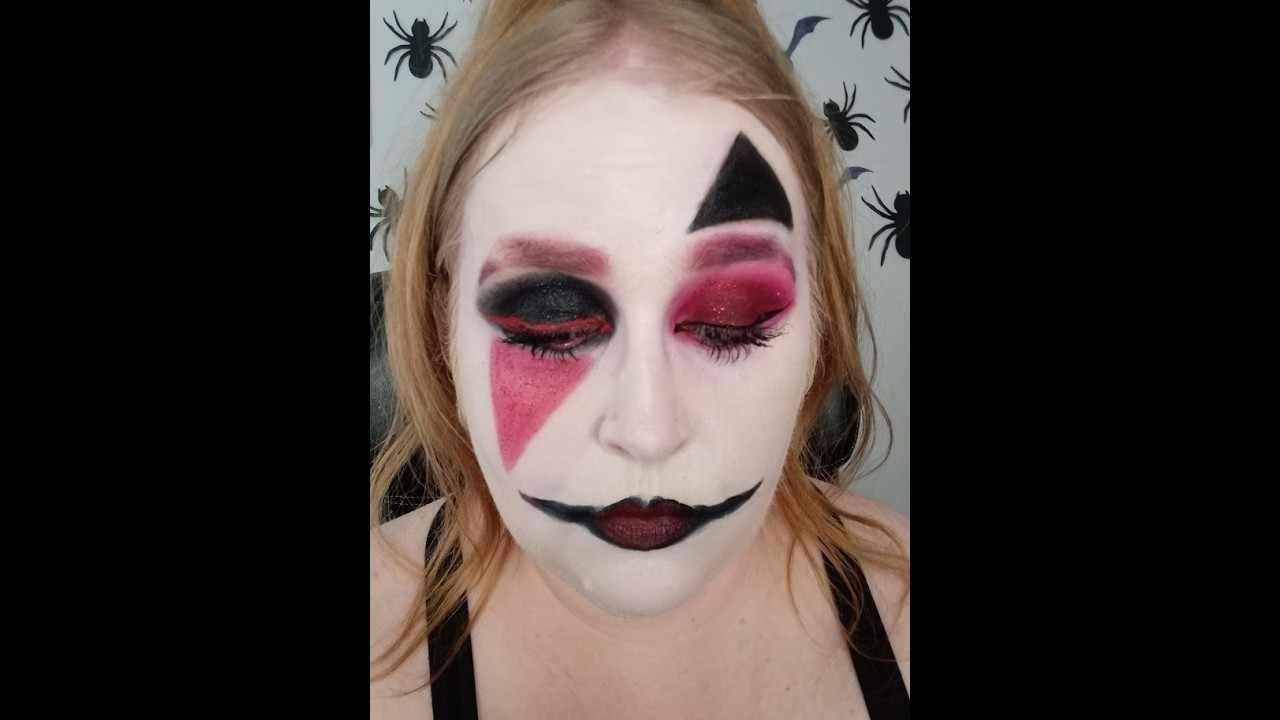 GOTHIC CLOWN | HALLOWEEN 2025 | FEARLESS EYESHADOW LOOKS - YouTube