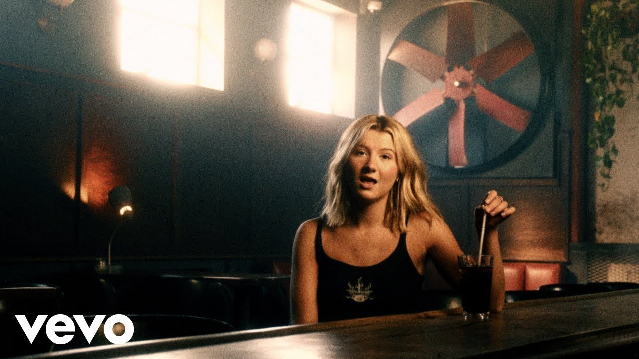 Georgia Webster - X's (Official Lyric Video) - YouTube Music