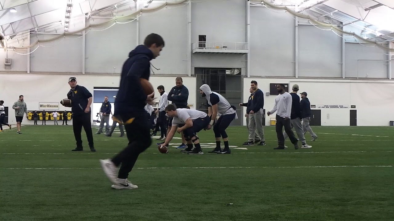 Spring Practice: QB-Center Exchanges - YouTube