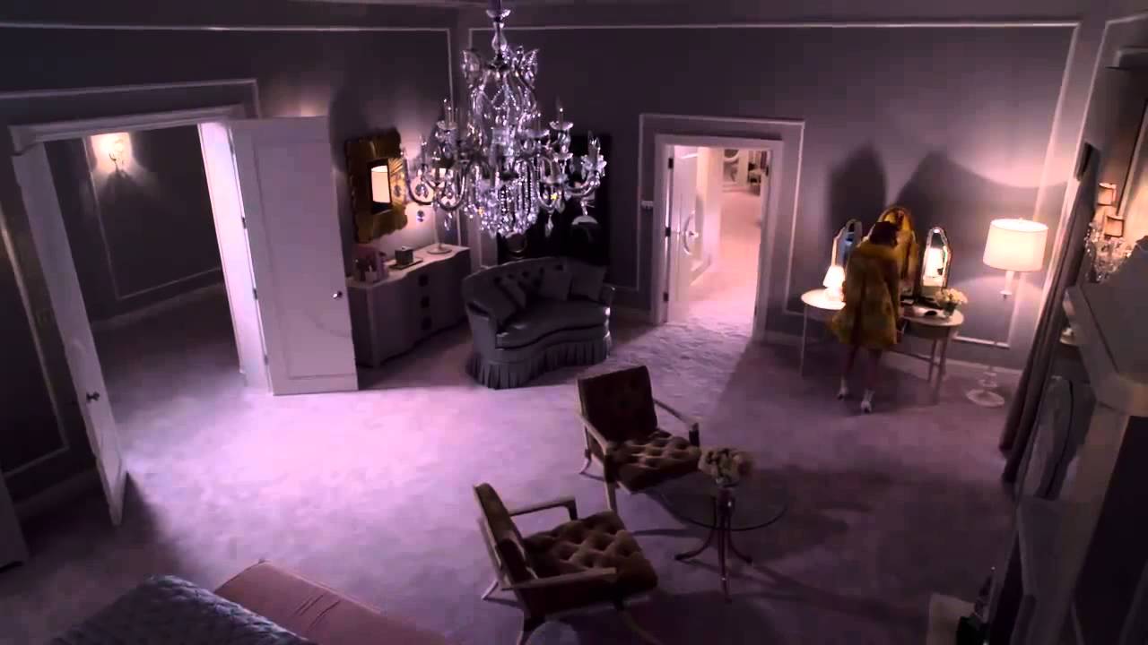 Scream Queens - Pledge Hard Sub. Español - YouTube