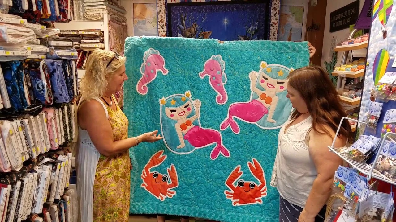 Minkee panel quilt - YouTube