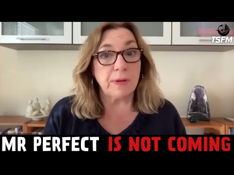 Why Women NEVER Give Up on Finding MR PERFECT - YouTube