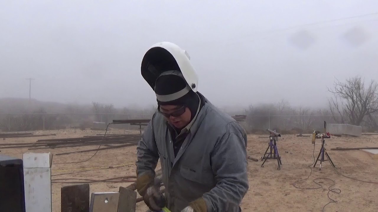 building A frames, a rig welder fab session - YouTube