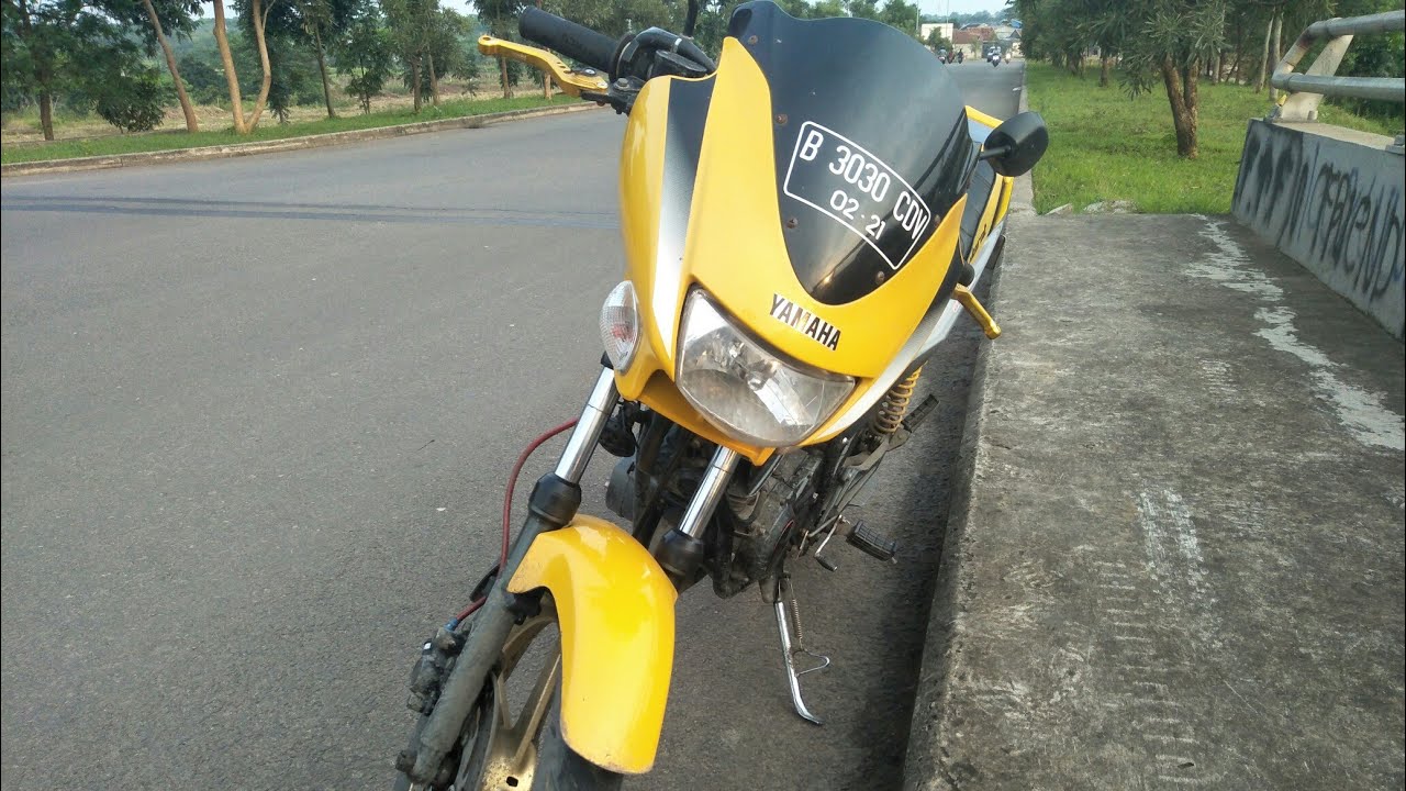 Yamaha RXZ Catalyzer 135cc, - YouTube