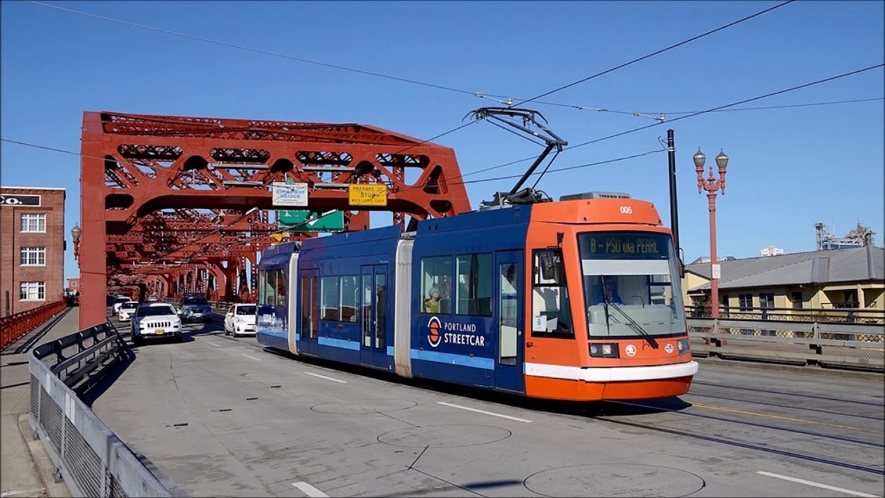 Streetcar Passing Slowly Down The Street | Free Sound Effects | City ...