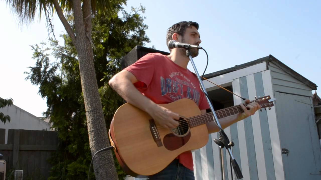 Martin Barratt Champagne Supernova cover - YouTube