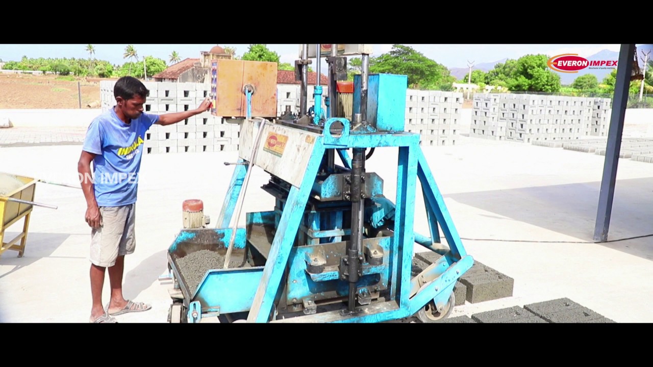 Solid Concrete block making machine - YouTube