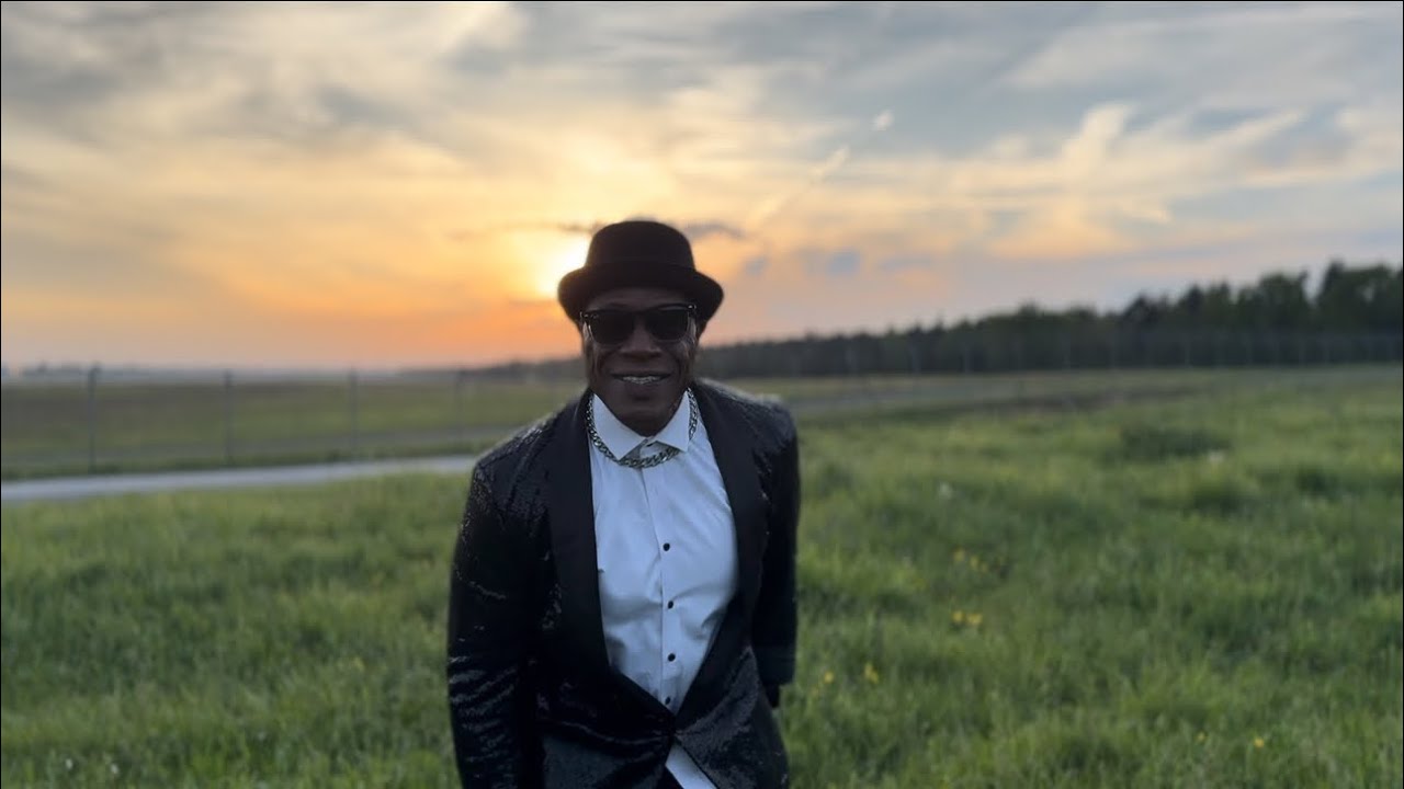 Live your life now - Michael Poteat (offizielles Musikvideo) - YouTube
