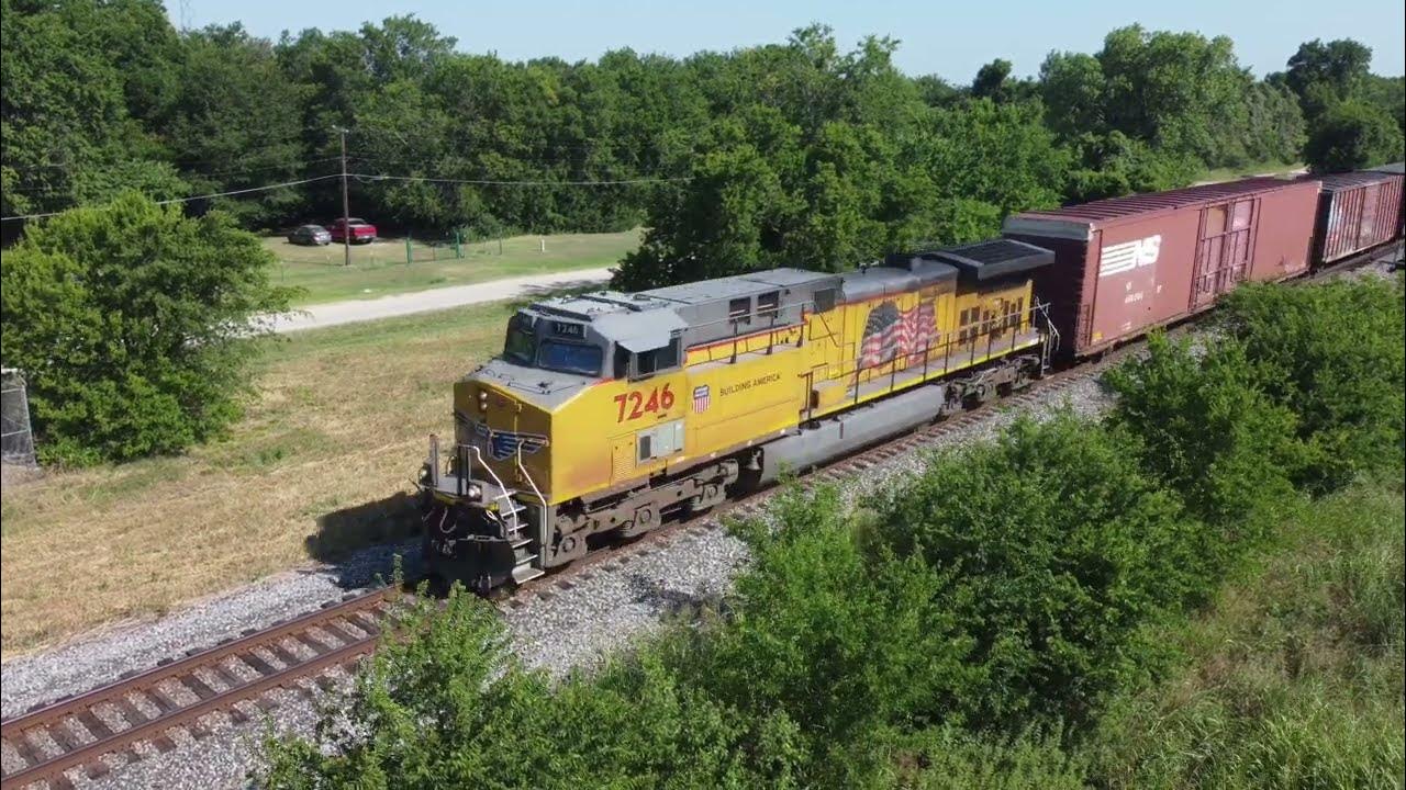 Southbound UP 7246/3023, Boxcar Train, "Ennis Sub" Thornton, TX, 6-23-2022, DJI - YouTube