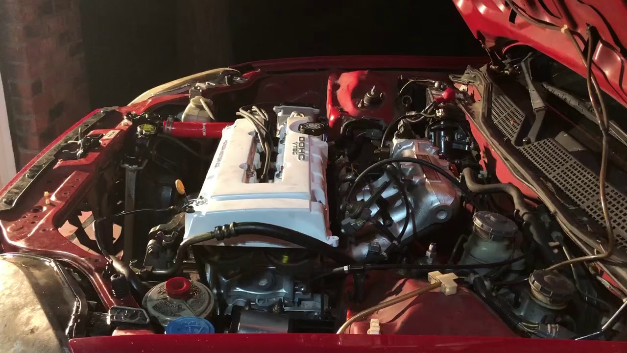 B20 vtec first start up after build - YouTube