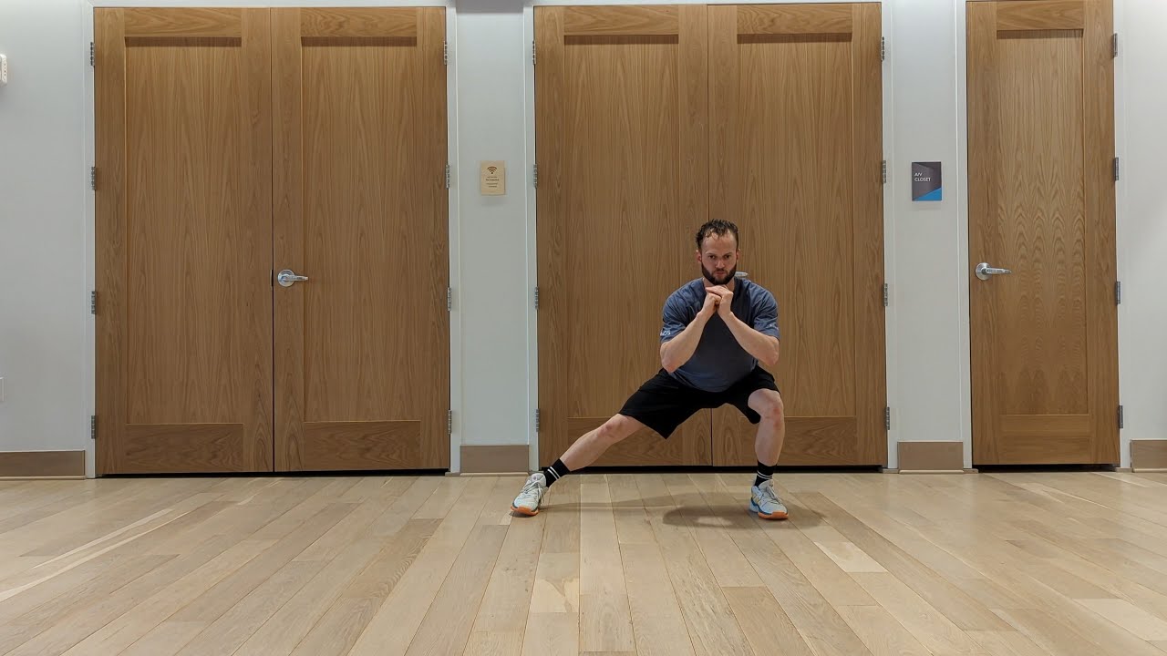Lateral Lunge - Alternating - Bodyweight - YouTube