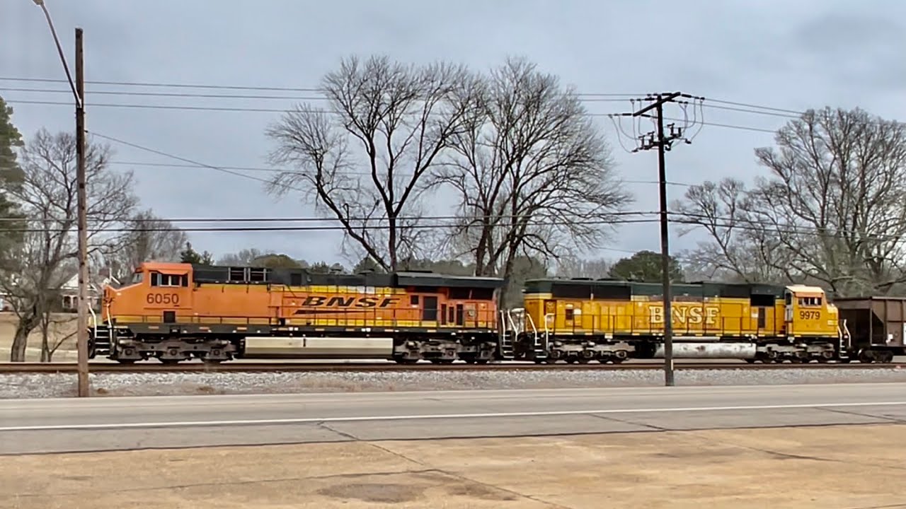 84- Bnsf Coal Train 6050 - YouTube