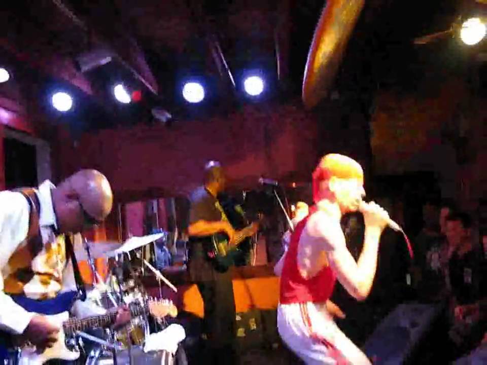 Yellowman Live at the Wellfleet Beachcomber 2009 #4 - YouTube