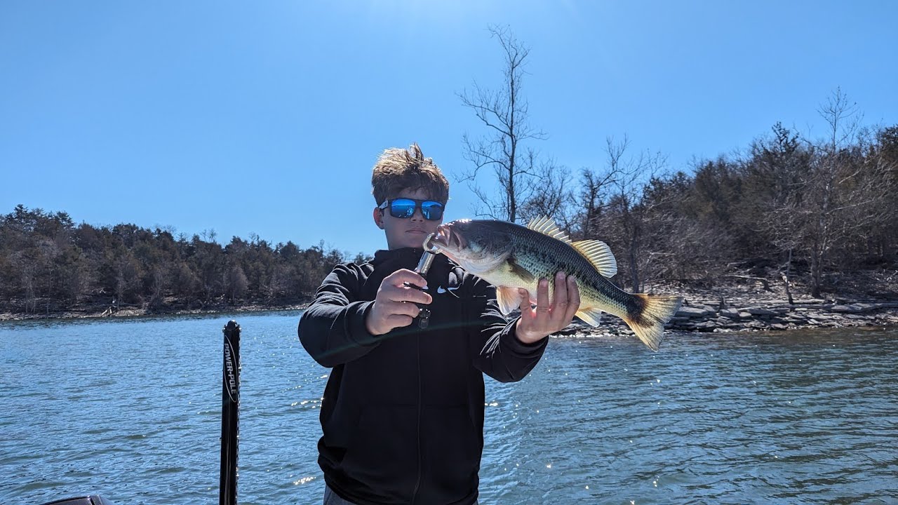 Table Rock Lake Video Fishing Report February 20, 2024 short - YouTube