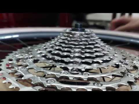 12 Speed Shimano Deore Cogs installation - YouTube