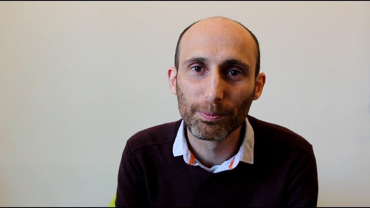 Chercheur invité : Adrian Isaacs, "Le gène C9orf72 dans les DFT et SLA ...