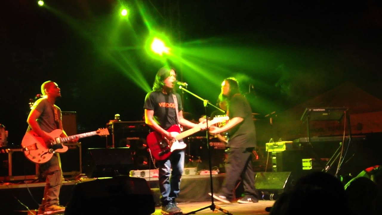 Missing Filemon - Prinsipal Live (VisPop2015) 3/4 - YouTube