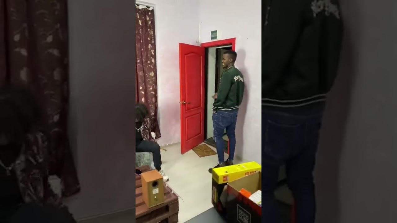 Kerobi knows how to make everyone laugh - YouTube