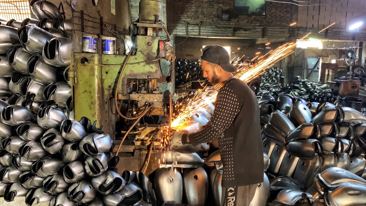 Amazing Manufacturing process of Motorbike Fuel Tank With minimal tools ...