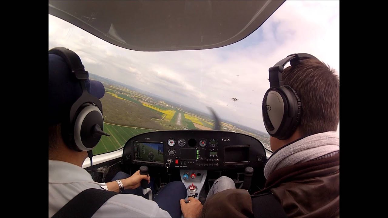 Air Chalon Club - ULM Corvus 312 Inverted - Copilote qui Jacasse lol :p ...