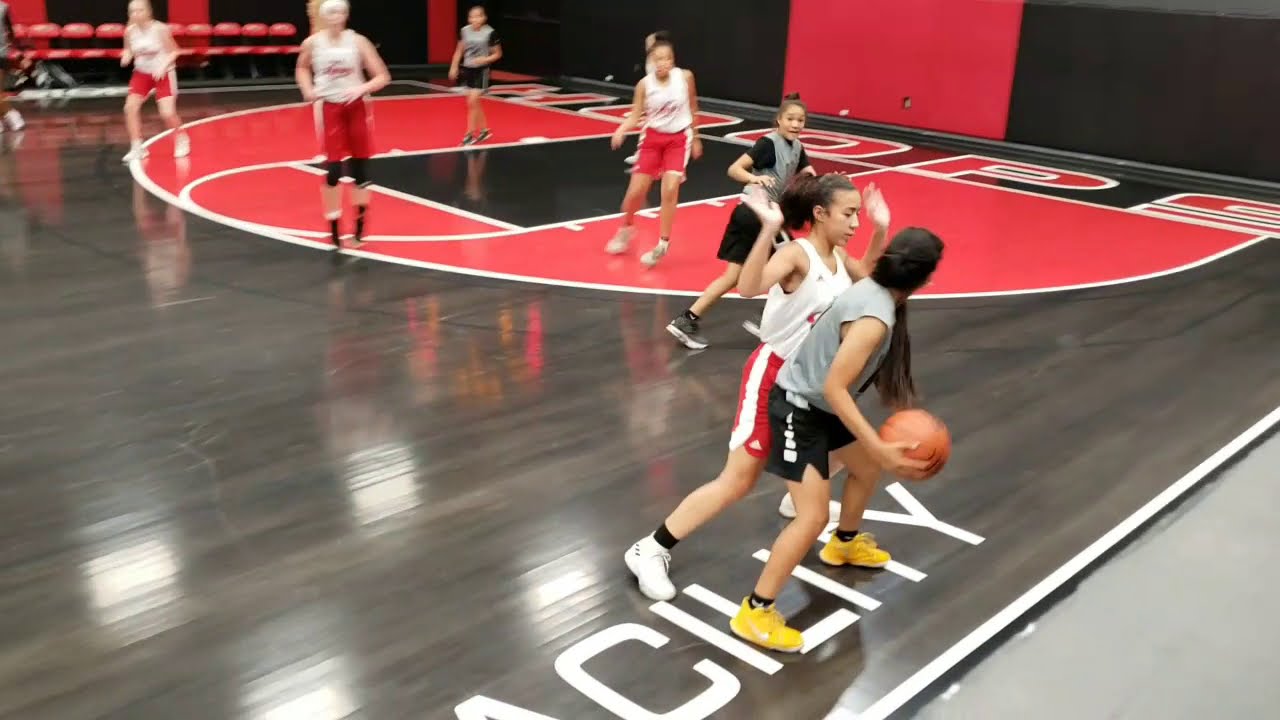 Lady Mambas vs Lady Aces - YouTube