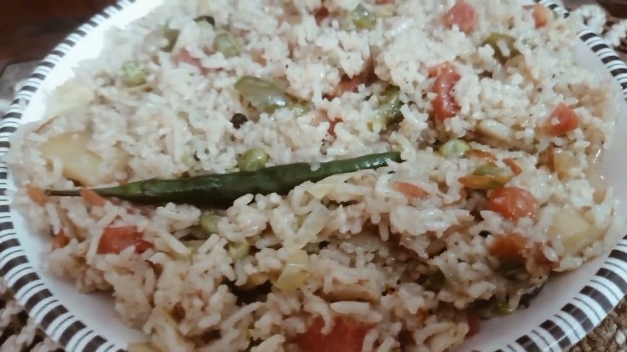 Sabzi pulao recipe/ vegetable rice/veg pulao/ سبزی کا پلاؤ - YouTube