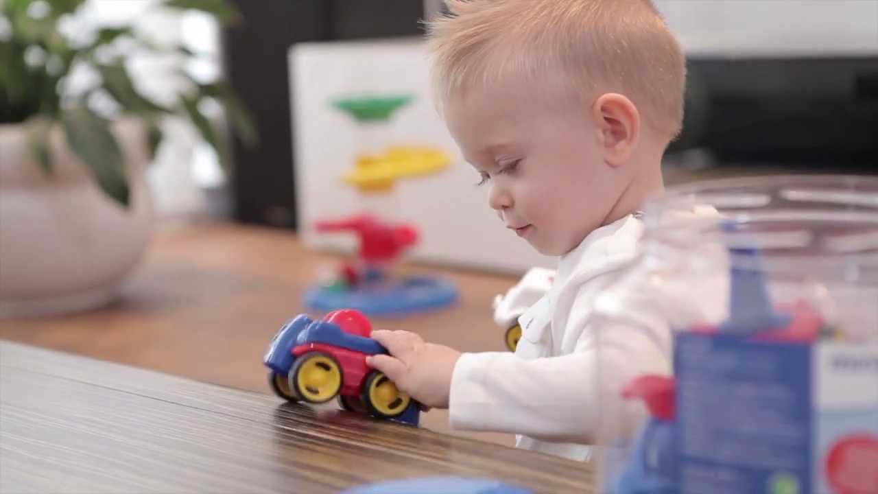 Day to day with Miniland - YouTube