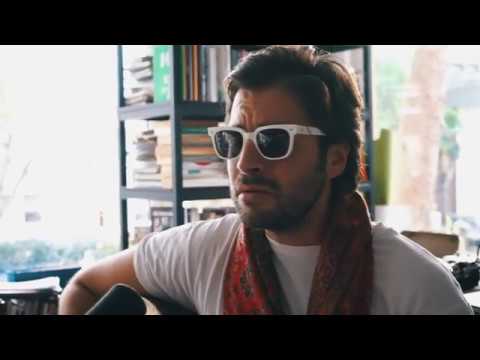 Volkan Önol - Dünya Güzeli // KİTAPÇI
