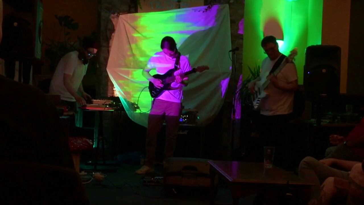 TWIN BEAM: 'P6' live @ Bar Loco Newcastle - YouTube
