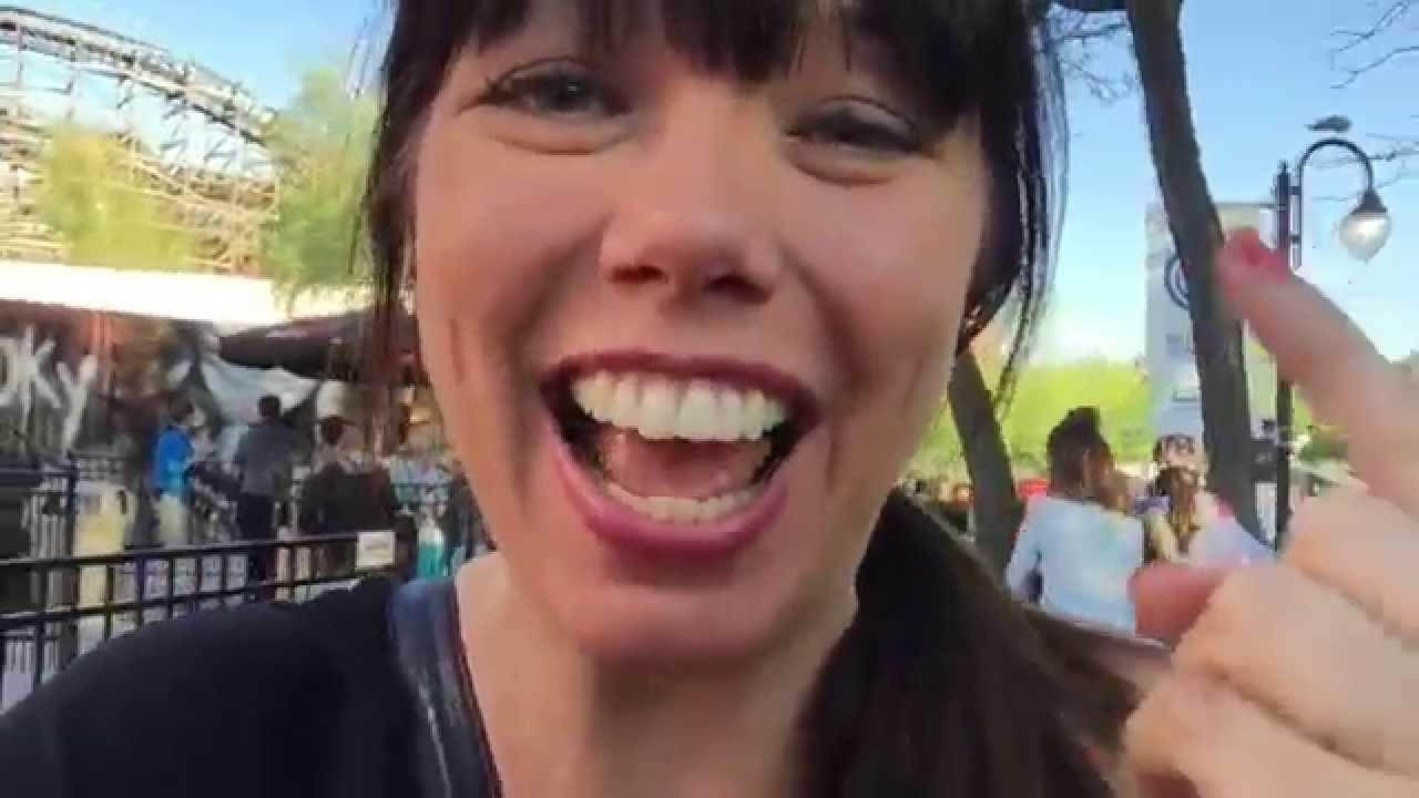 La Ronde -- new attraction 2015 -- La Maison Rouge - YouTube