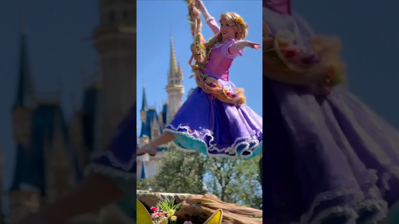 Rapunzel Disney World Parade