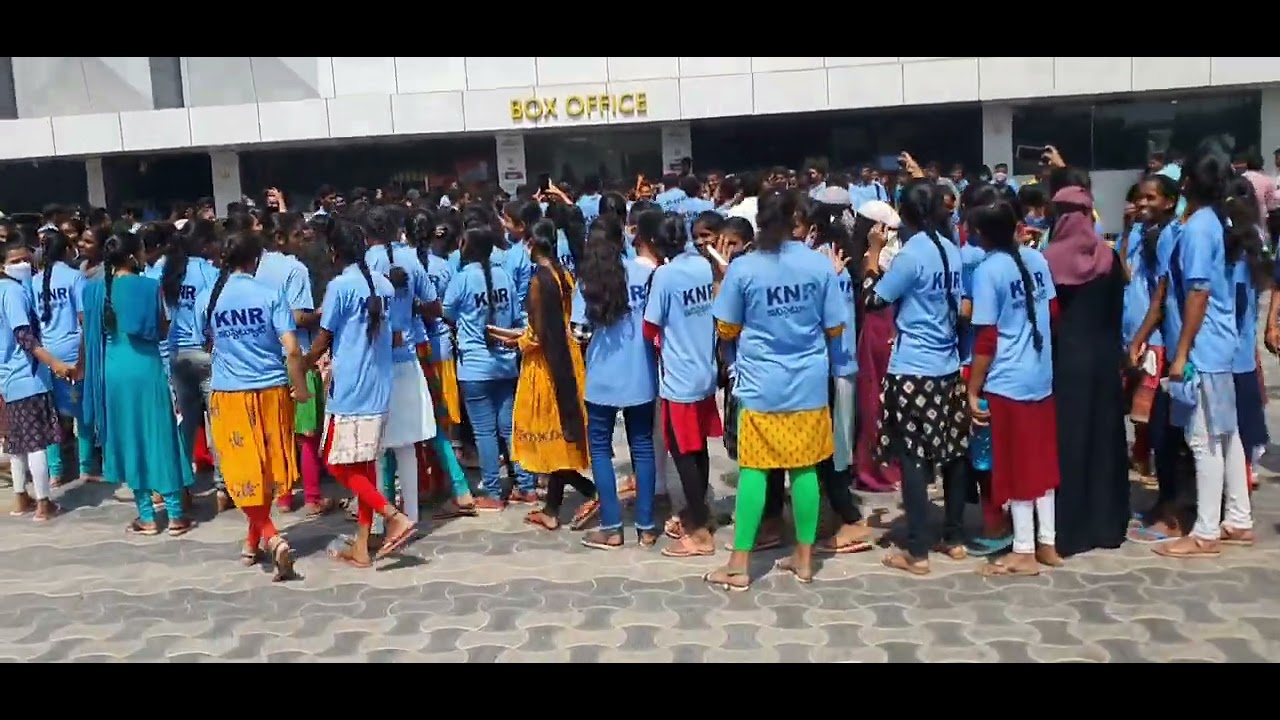 RRR Movie Watching KNR INSTITUTE Students - YouTube